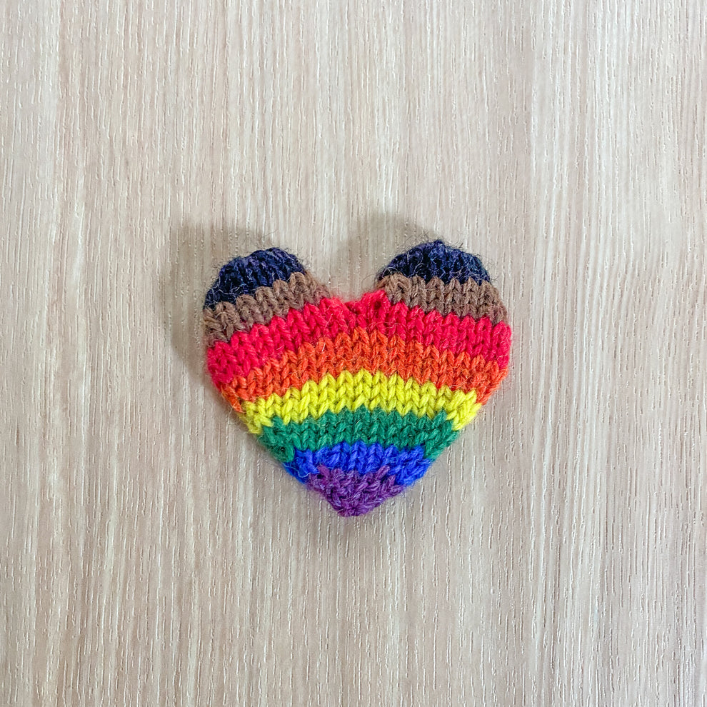 Mini Pride Heart Knitting Pattern – Juliette Pécaut Designs